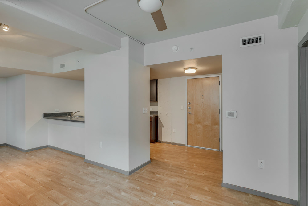 Hunter Plaza Apartments | Apartments in Fort Worth, TX